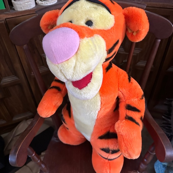 Disney | Toys | Huge Disney Tigger Plush 2ft Tall Winnie The Pooh ...